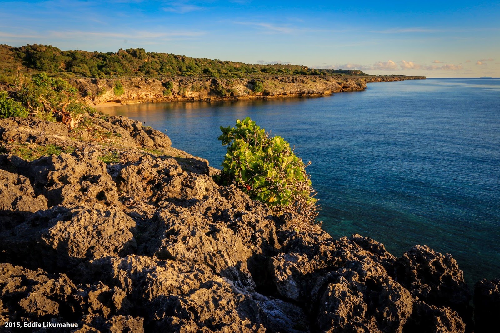Pulau Kisar Part IV: Sunrise dari Pantai Jawalan - Edi Liku Jurnal