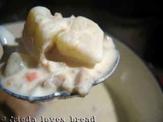 Frieda Loves Bread: Wickkid Chowdah!