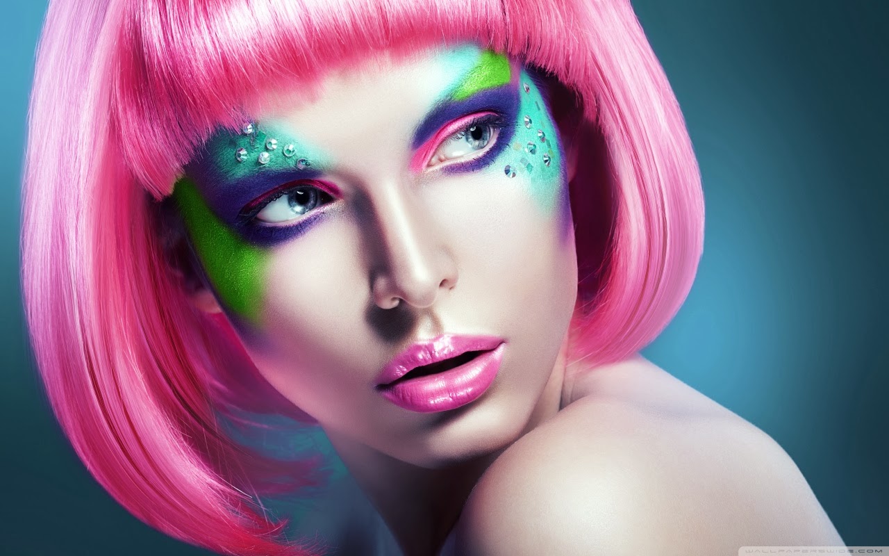 Beautiful colorful pictures and Gifs: Pink color splash photos.