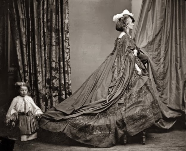 Stunning Portraits of Countess De Castiglione ~ Vintage Everyday