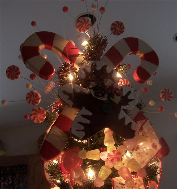 Perennial Passion: Gingerbread Man/Candy Kitchen Christmas Tree