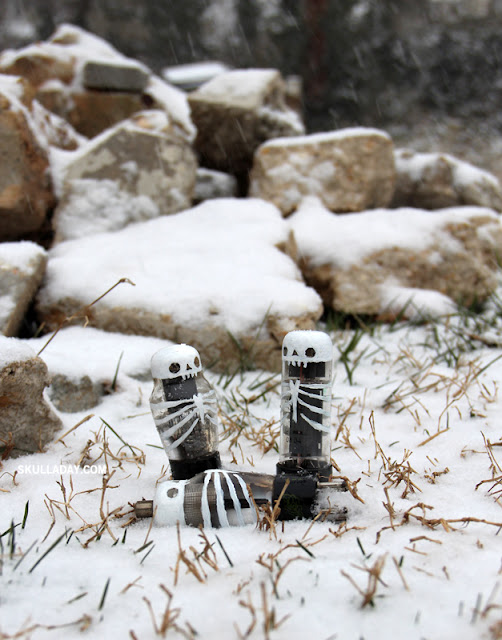 [BONUS] Skeletube Snow Day