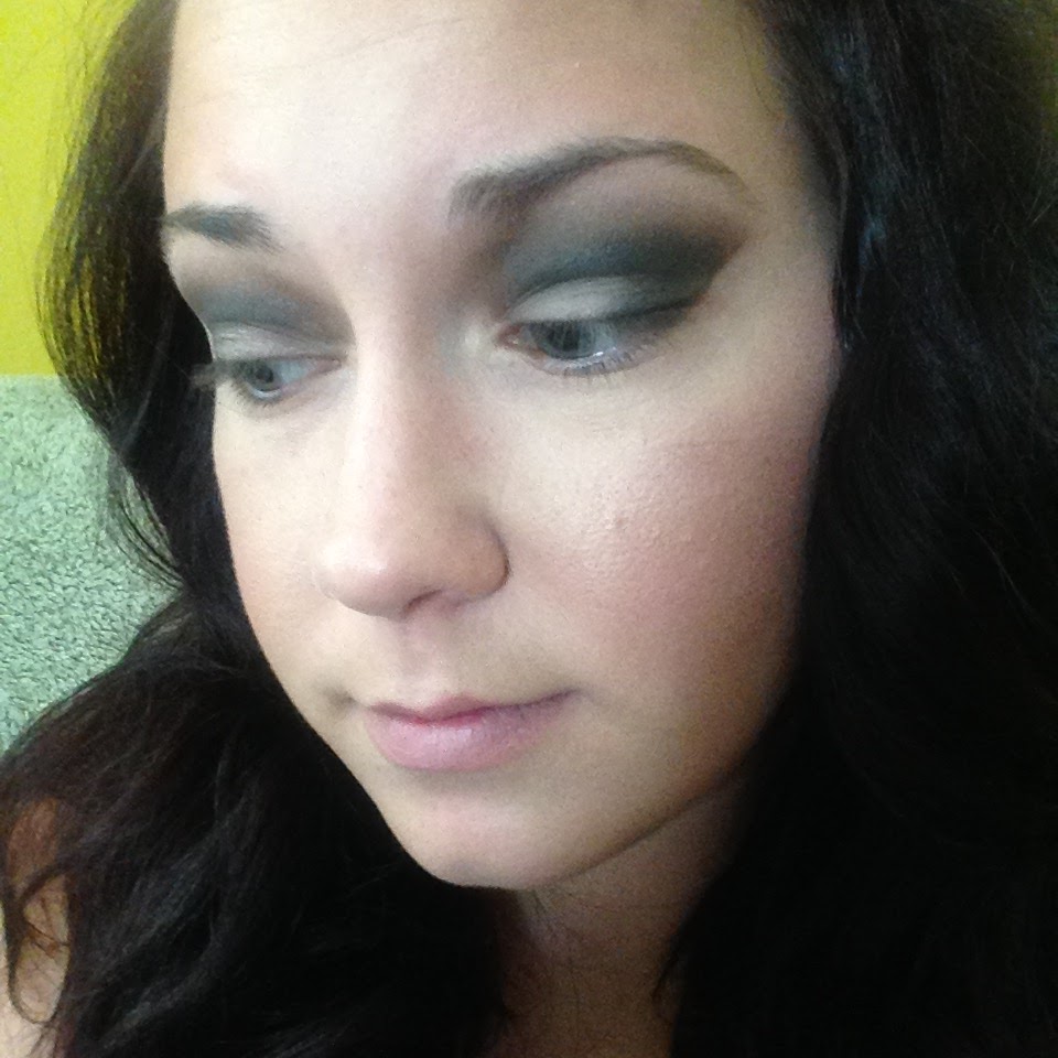 beautymomma: Basic Smokey Eye Tutorial