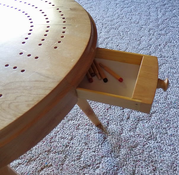 Splinters Woodworks: Custom Cribbage Board Table