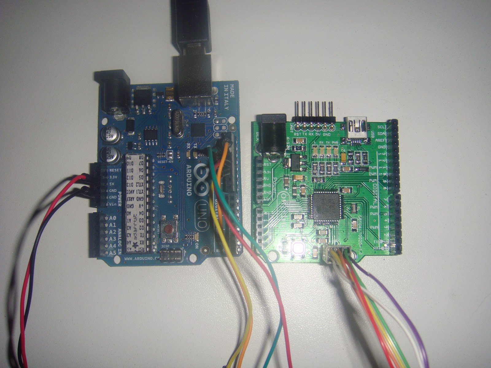 Yopero-Tech: Vinciduino-Cargar bootloader con Arduino UNO.