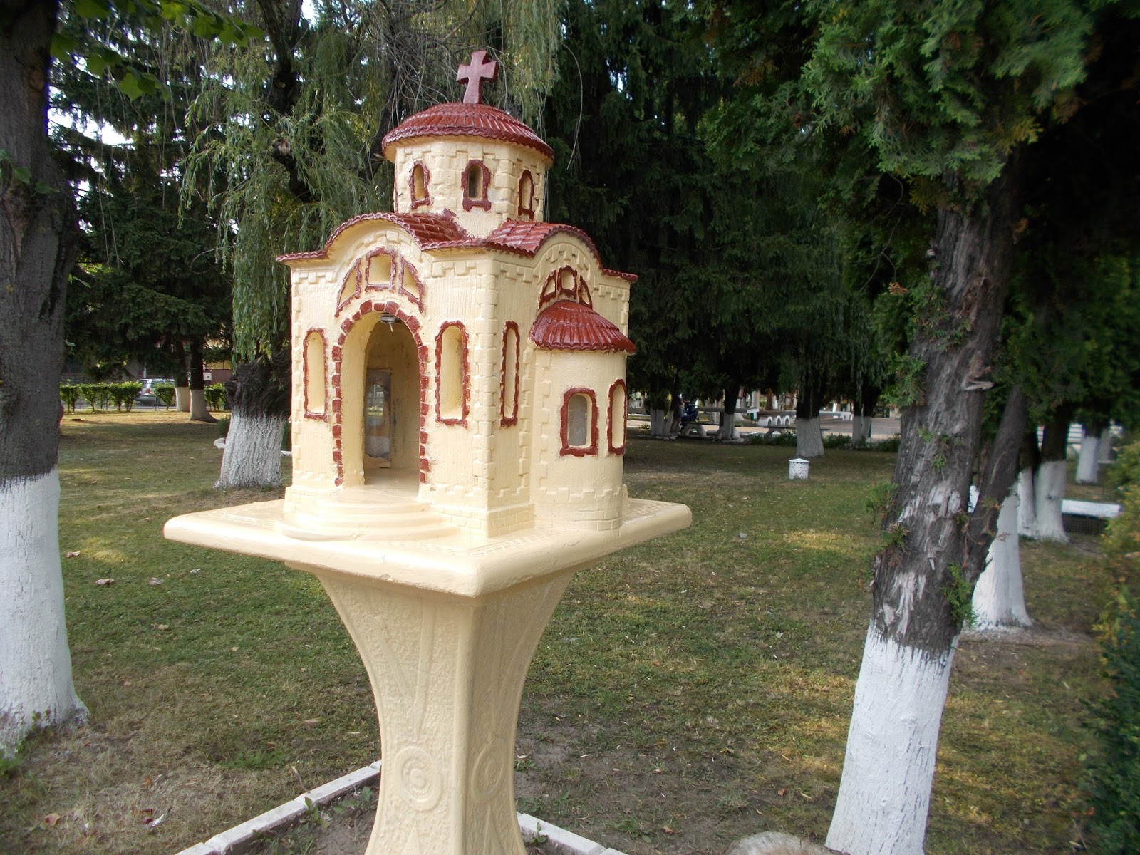 Blog de fotografii: Macheta unei biserici din Brasov