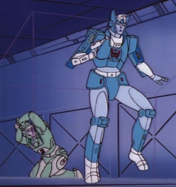 She's Fantastic: Transformers Siege - CHROMIA!