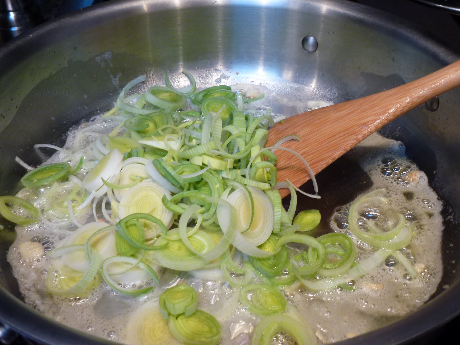 Hardly Housewives: Crispy Polenta Squares with Mushroom Ragu and Leek Jam