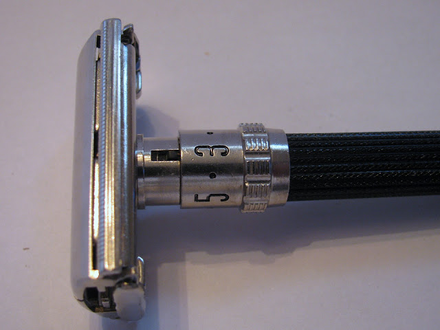 Classics In Time: Gillette Black Beauty Adjustable Razor