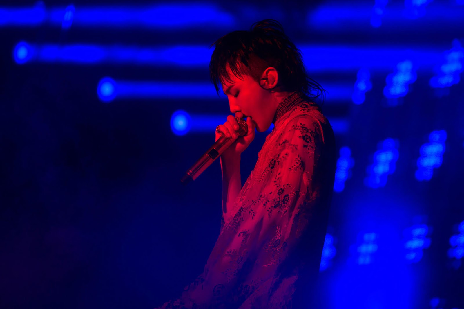 Heavy Rain Hype: Mind-blowing Performances in G-DRAGON M.O.T.T.E KL ...