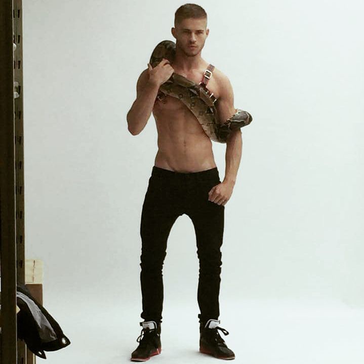 Top Model Male - Jaye Kaye - Kasep Model