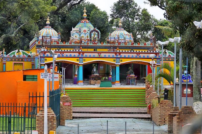 Hindu Temples of South Africa.: ISIPINGO TEMPLE SOUTH AFRICA