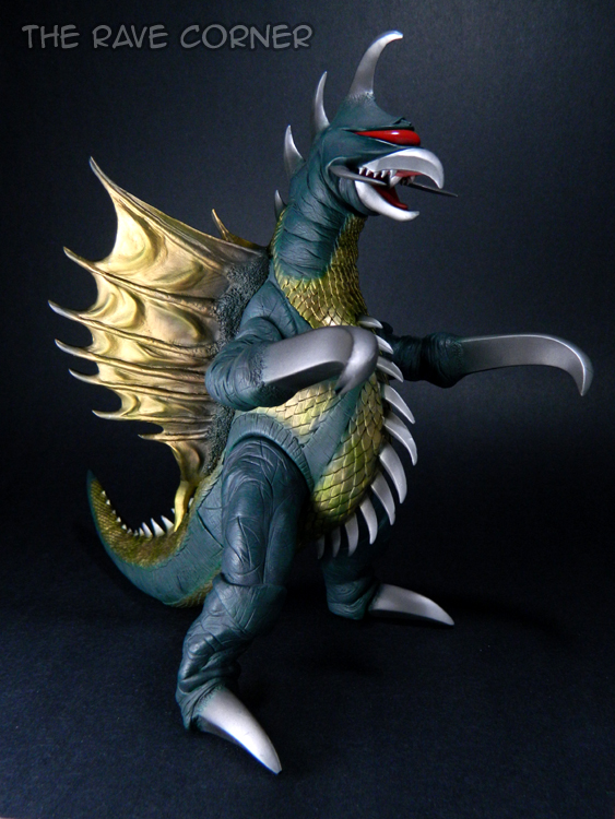 The Rave Corner: Bandai Museum Gigan Review
