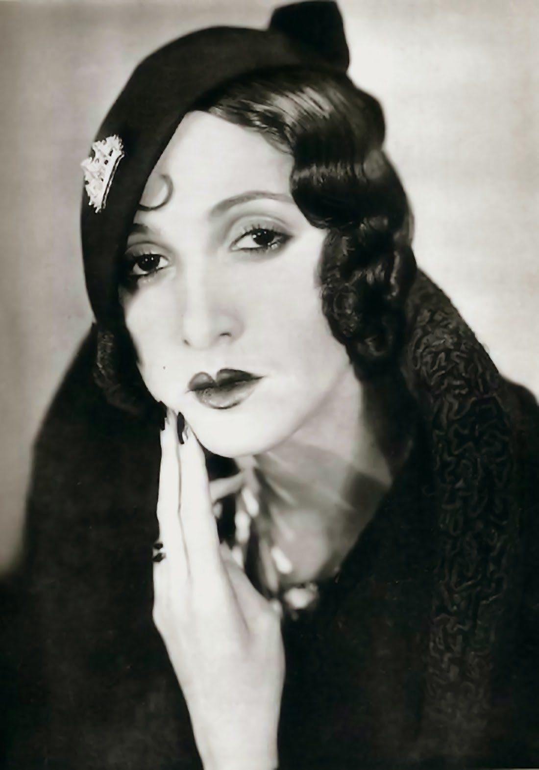 Ploaia de cuvinte: Renee Pearl si Jacques Henri Lartigue