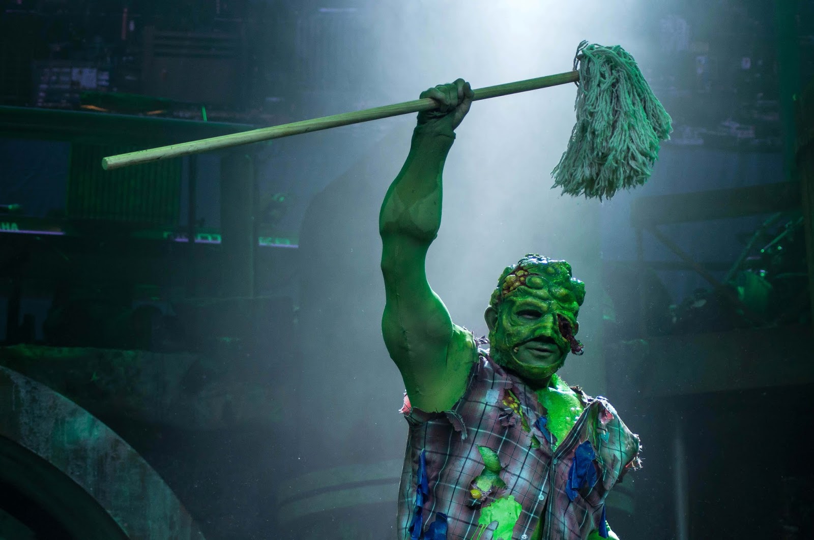 REVIEW: The Toxic Avenger at the Arts Theatre | Pocket Size Theatre