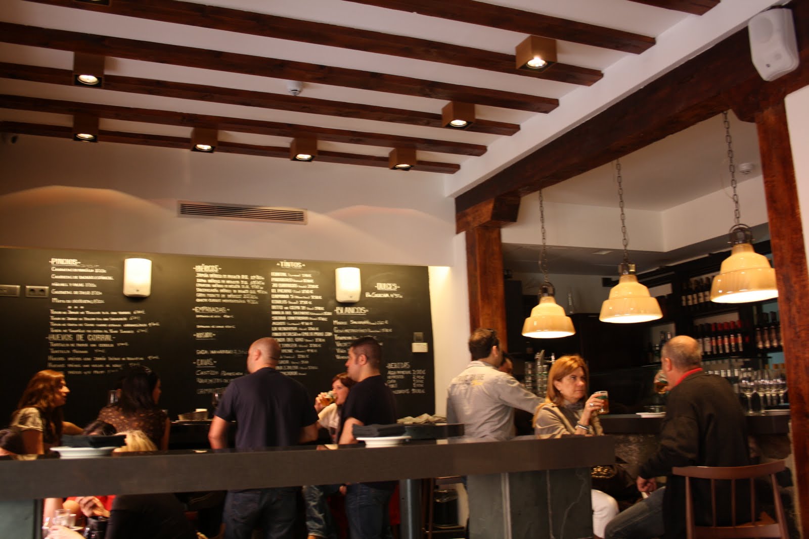 Comida en una posada.