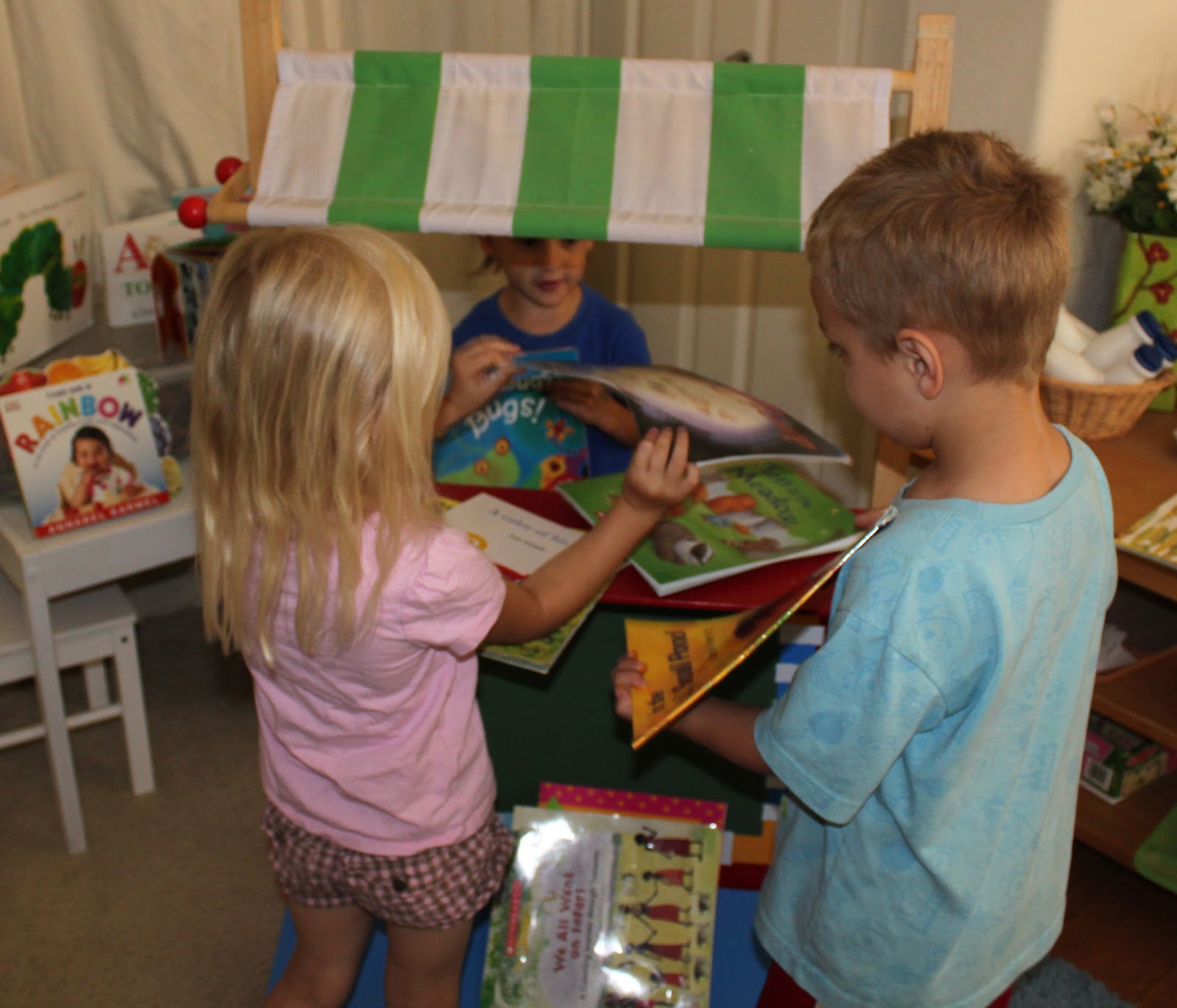 seedlings-nursery-school-child-led-dramatic-play-preschool-book-store