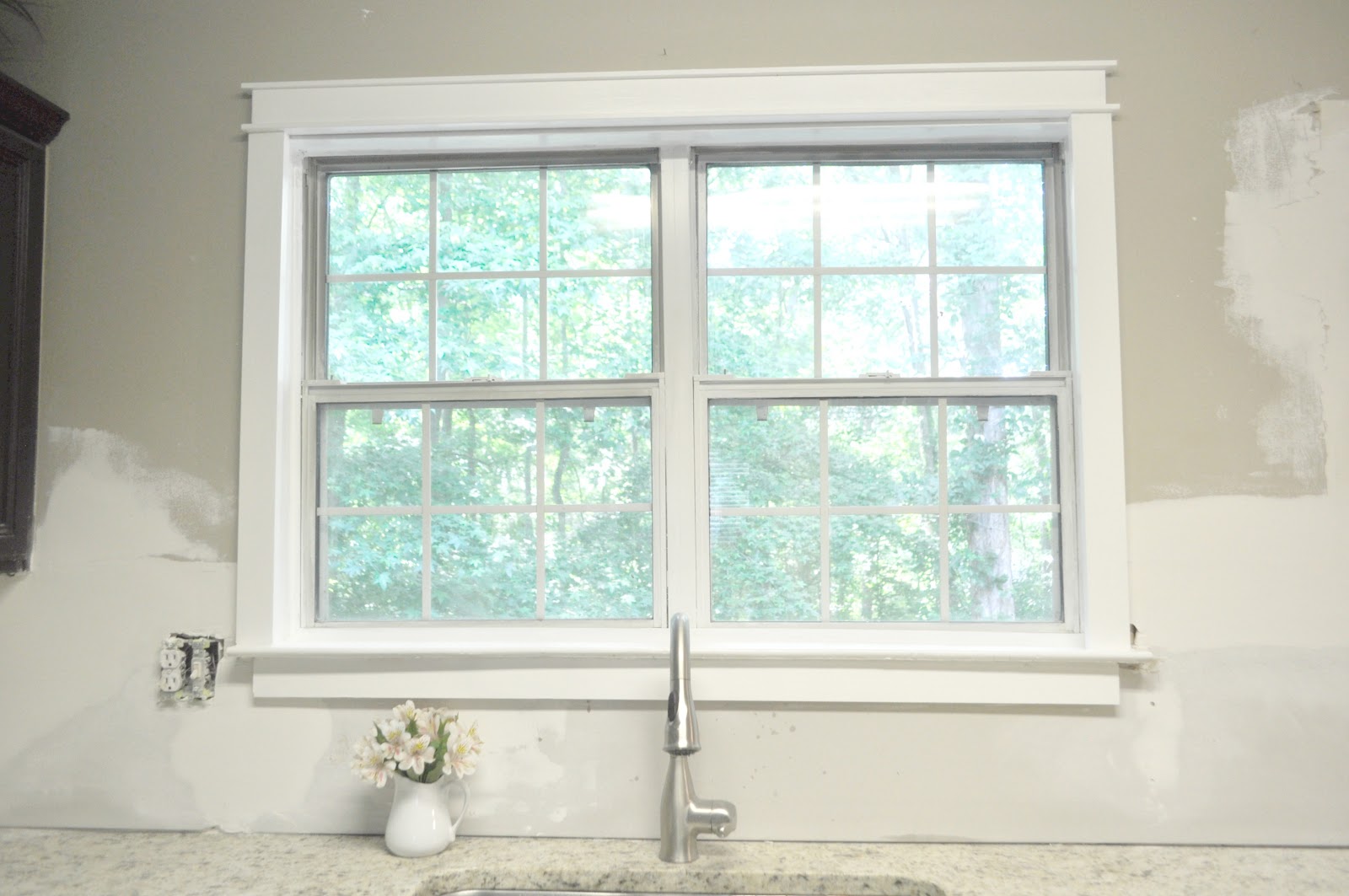 DIY Craftsman Trim - Live Pretty on a Penny