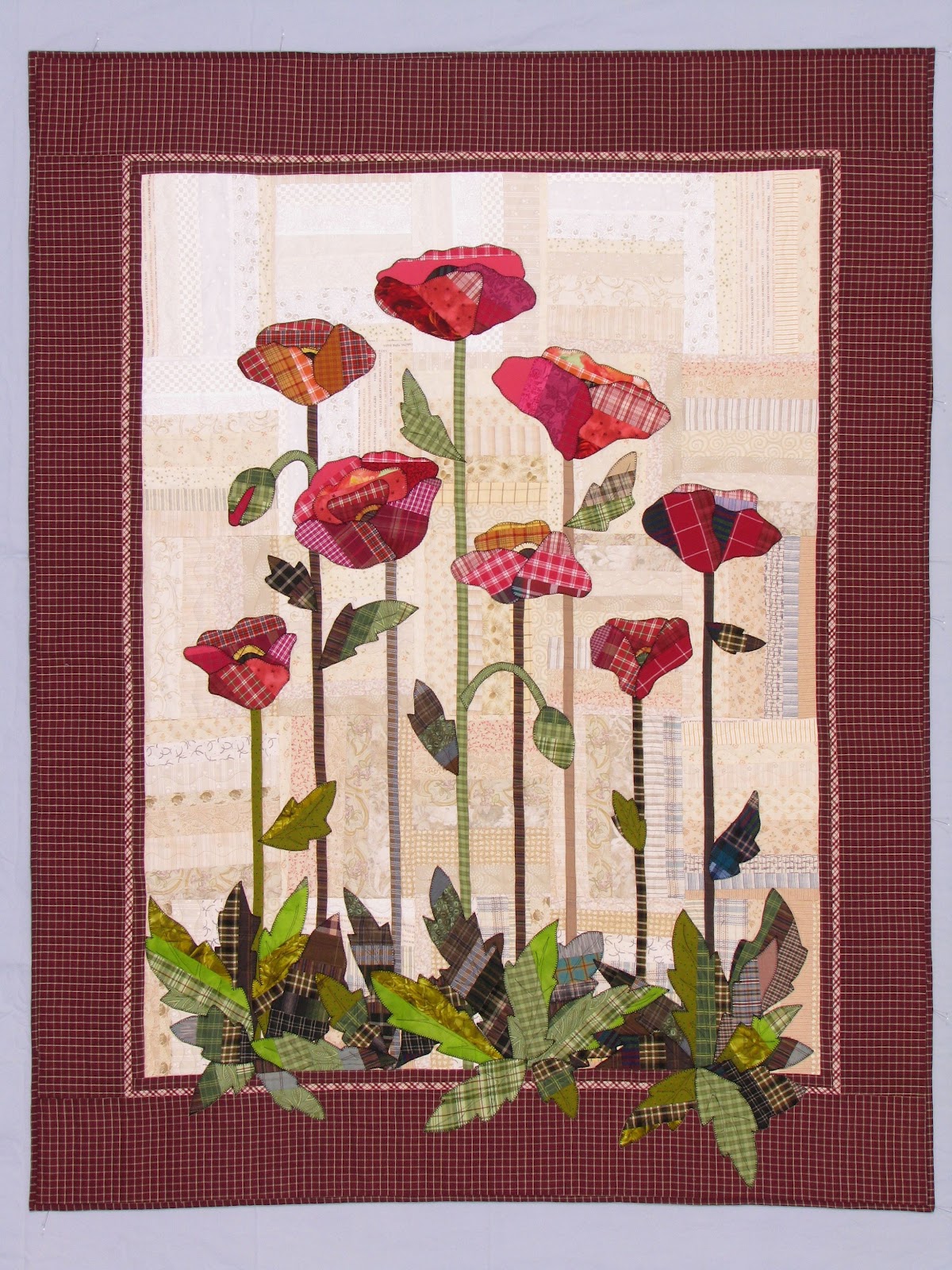 Poppies+quilted.jpg 1,200×1,600 pixels | Applique quilts, Flower quilts ...