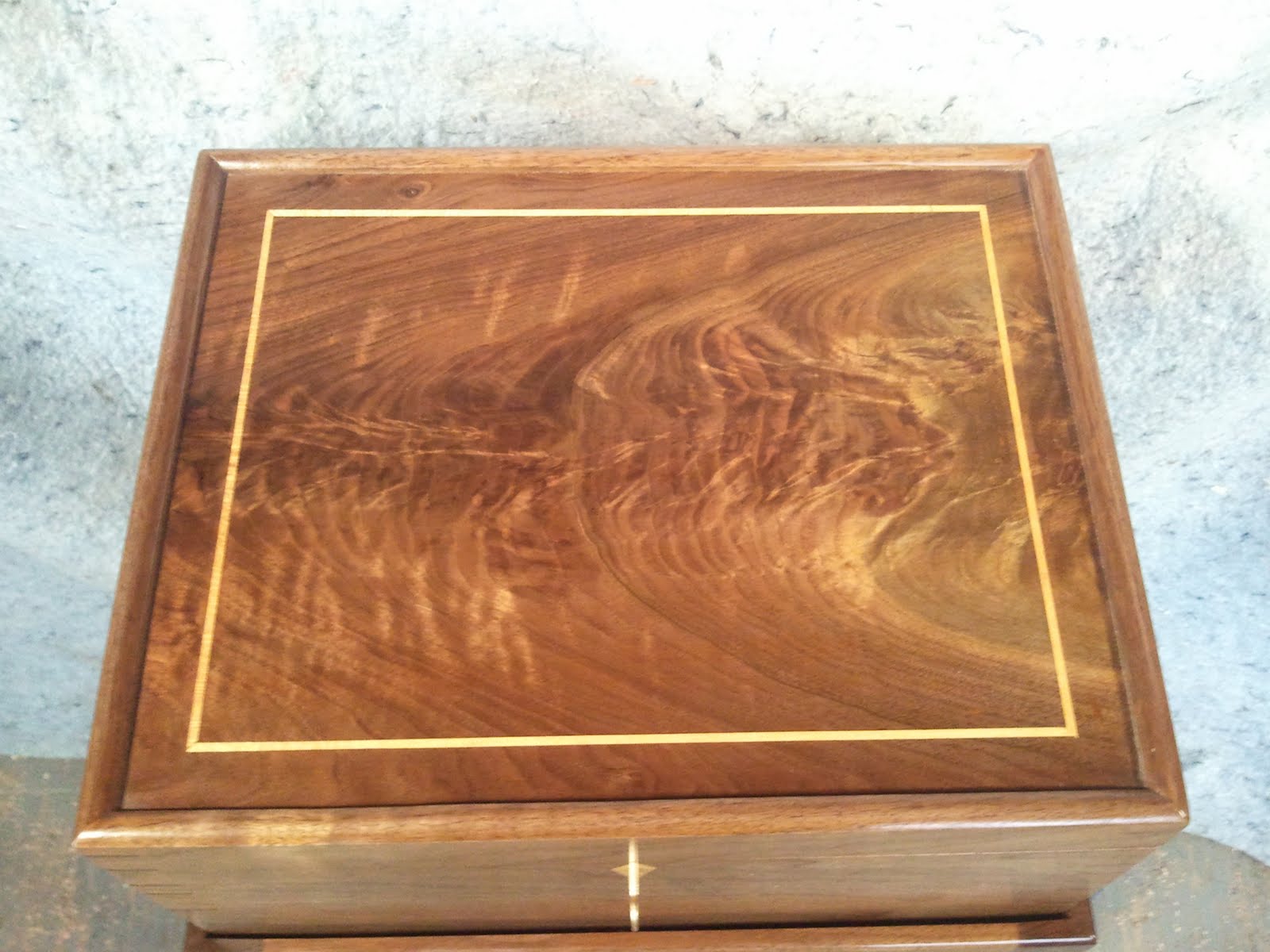 John Mark Power, Antiques Conservator: Walnut and Maple Jewelry Box (2011)