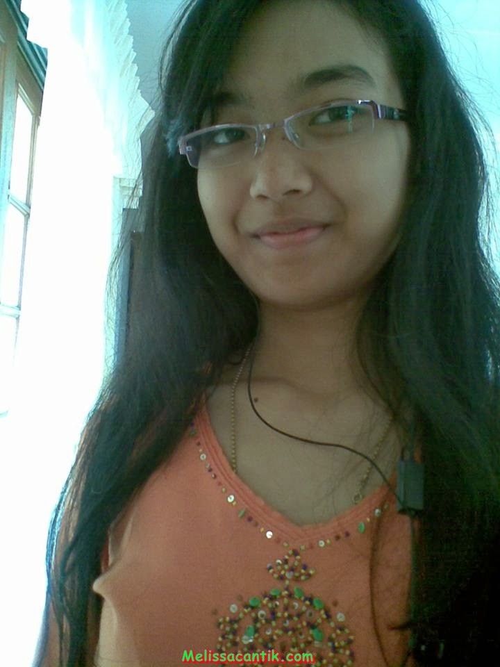 Tante Nungging: Kumpulan Foto Cewek ABG Cantik Berjilbab Orange (Hot)