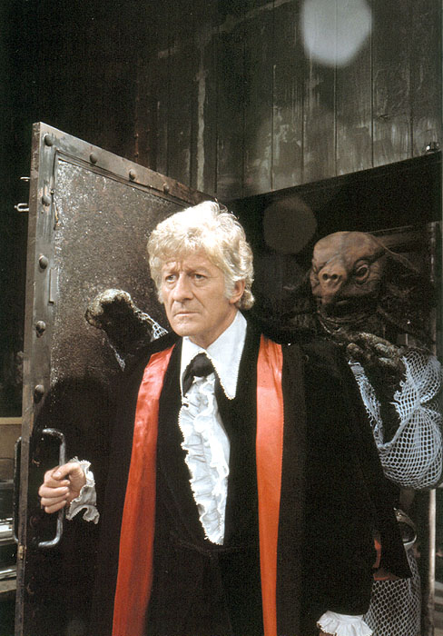 Making My 3rd Doctor Costume