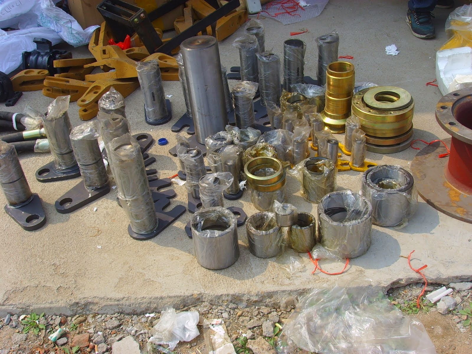 Construction Machinery Spare Parts from China: March 2014