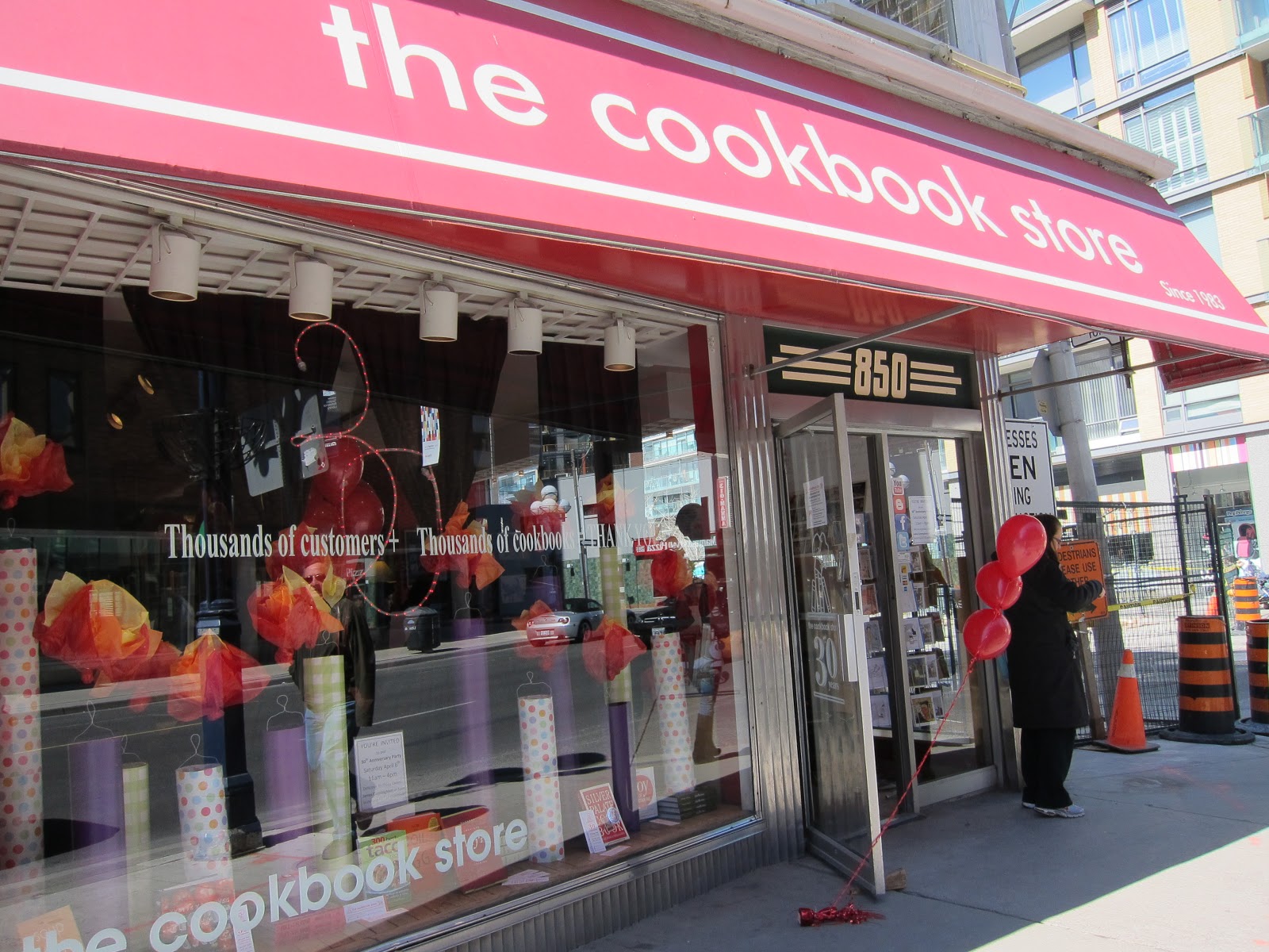 Starving Foodie: Cookbooks and Cakes - 30 years at the Cookbook Store