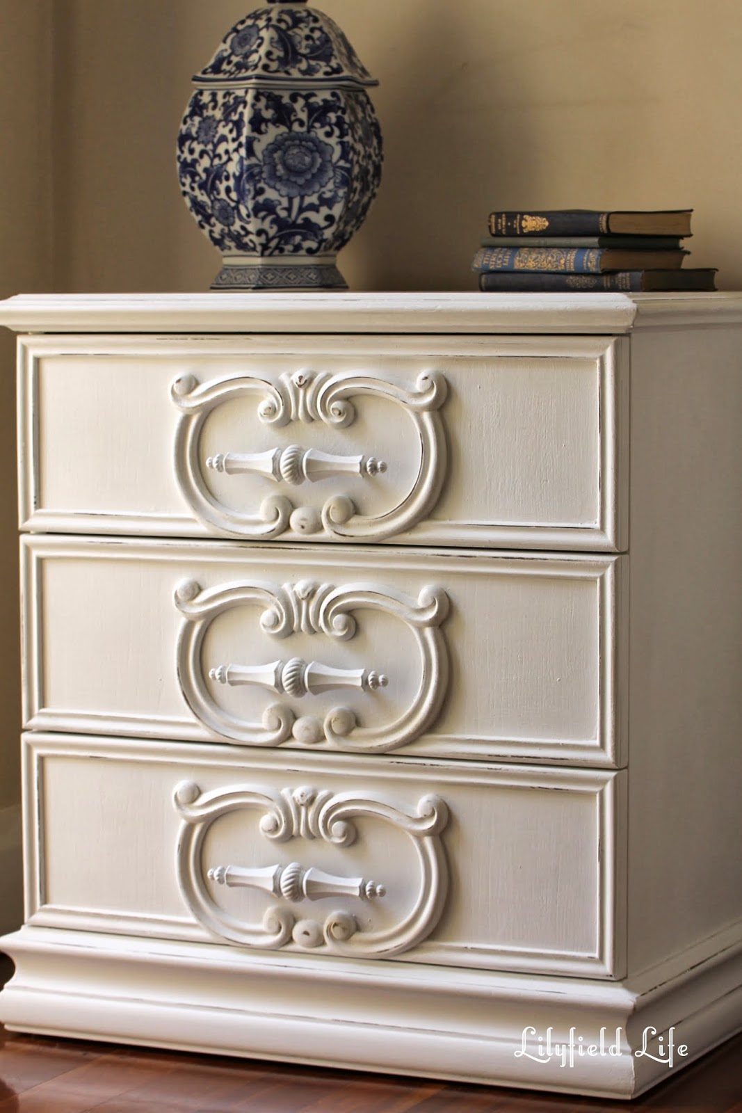 Lilyfield Life: Another pair of bedside tables!