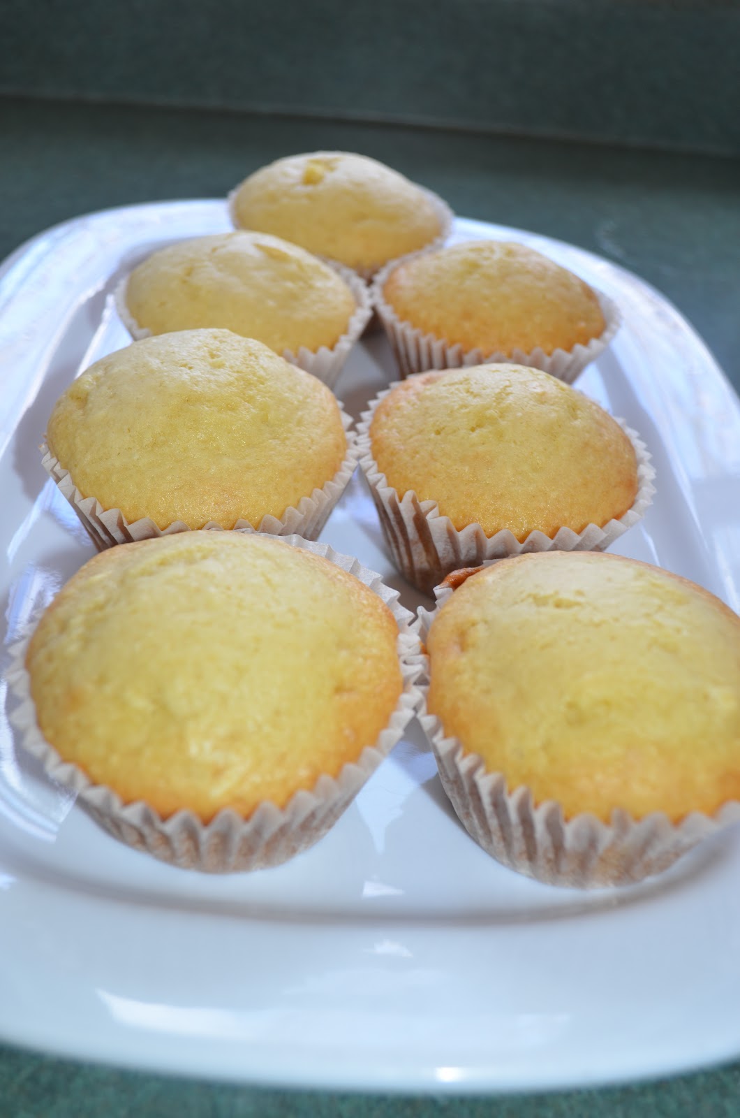 Foodie Funday Sunday: Pancake Batter Cupcakes with Maple Buttercream ...