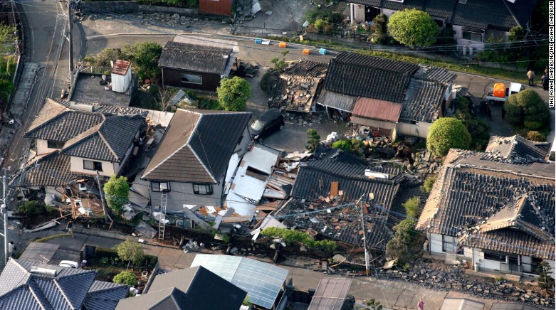 Eliora Gist Blog: Japan earthquake: Tens of thousands flee in fear of ...