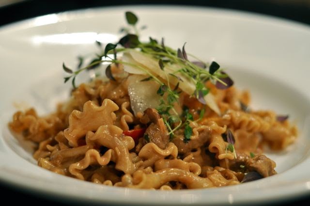 Cookie crumble: Kantarellpasta med oxfilé