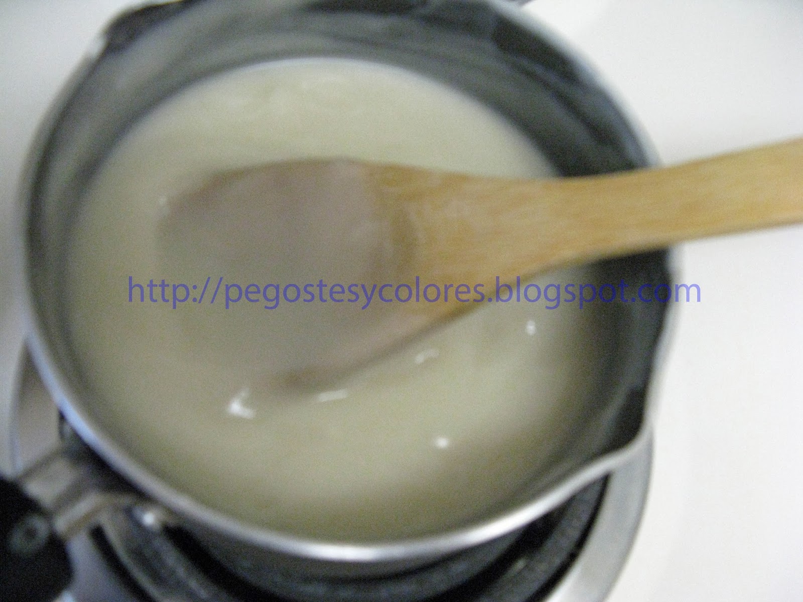 Pegostes y Colores: Como hacer engrudo