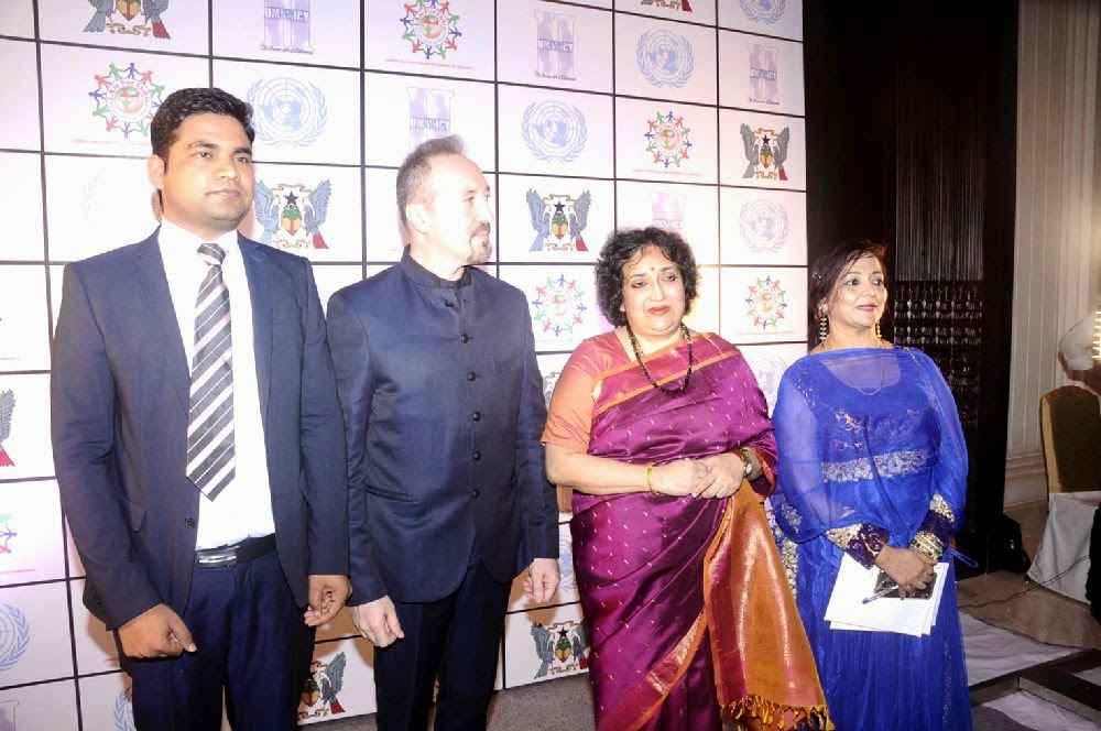 Mrs. Latha Rajinikanth Press Meet Stills!!! Welcome and Introduction to ...