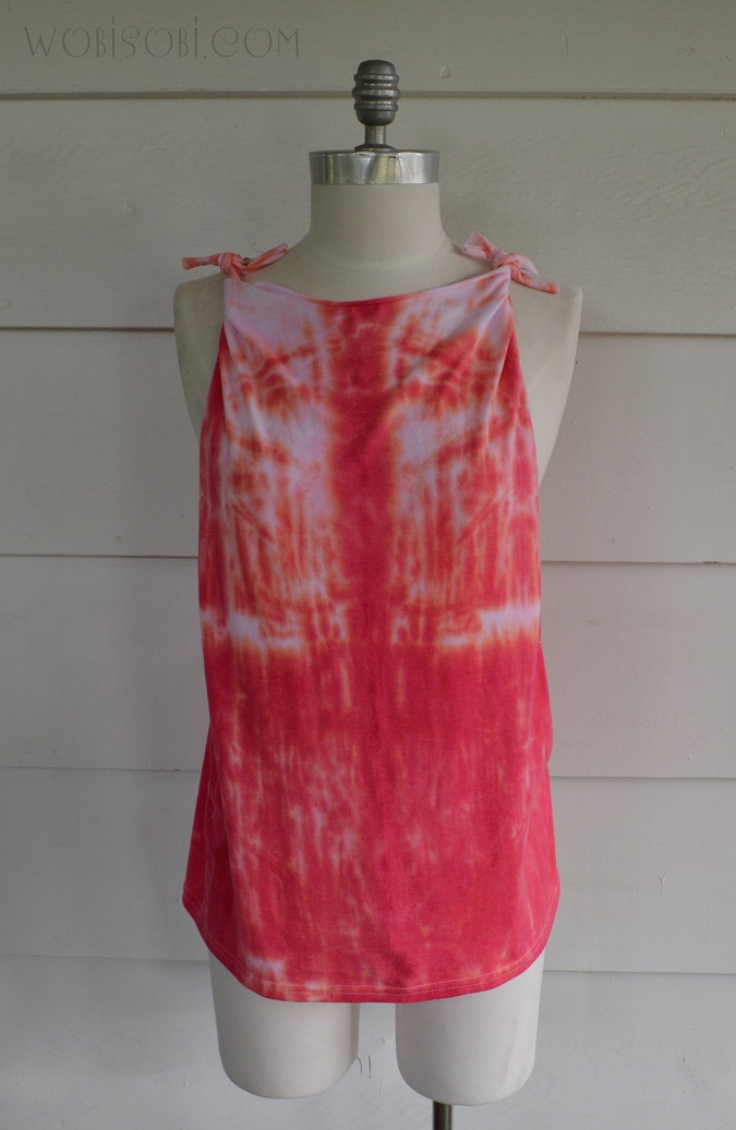 WobiSobi: No Sew, Tie Dyed, Twisted Back Tee: DIY