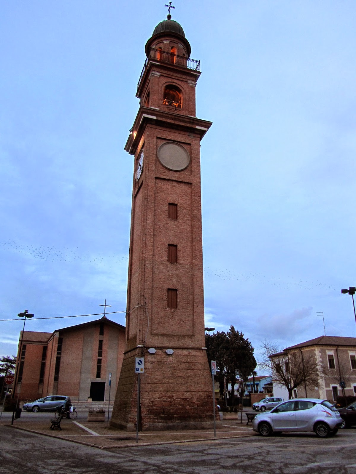 FERRARA - TORRI, CHIESE E CAMPANILI: BERRA