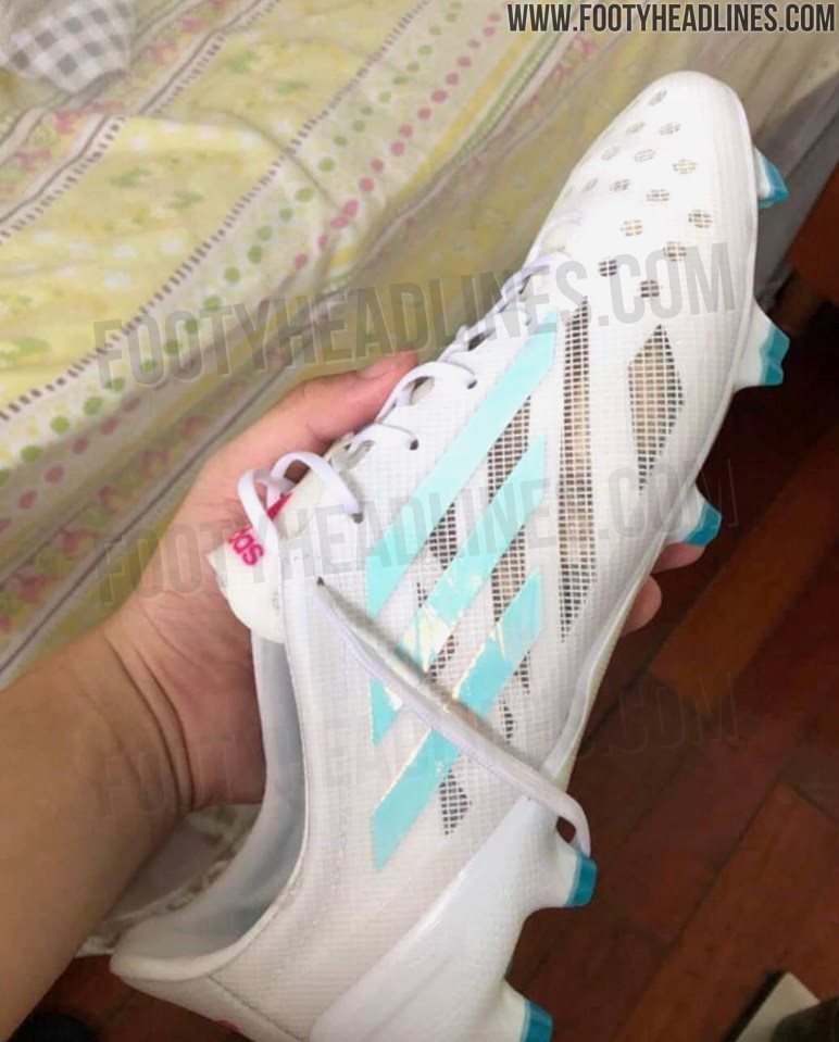 New Pictures: Ultra-Lightweight Adidas Adizero 2019 99g Boots Leaked ...