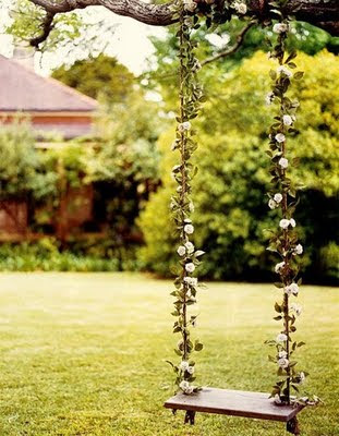 Eye For Design: Simple Luxuries.....Decorating With Swings