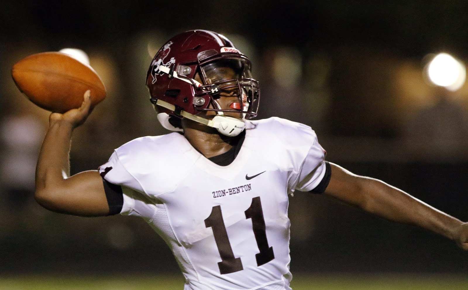 Mark Kodiak Ukena: IHSA Varsity Football: Zion-Benton vs Stevenson