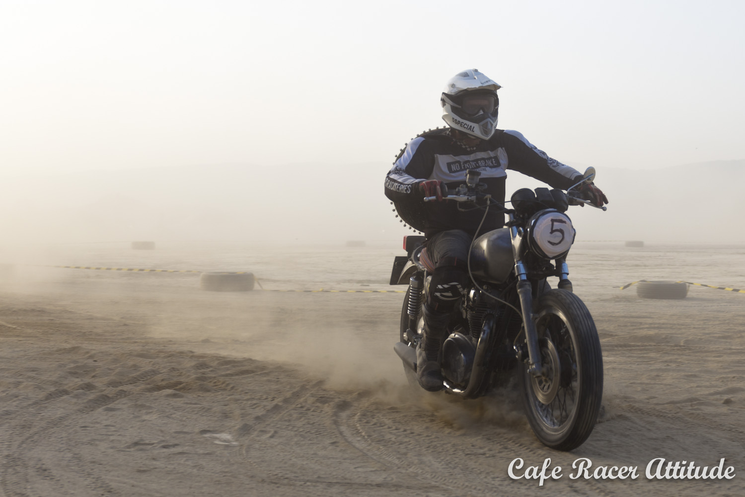 Cafe Racer Attitude: Dirt Track del Rosario (Fotos)