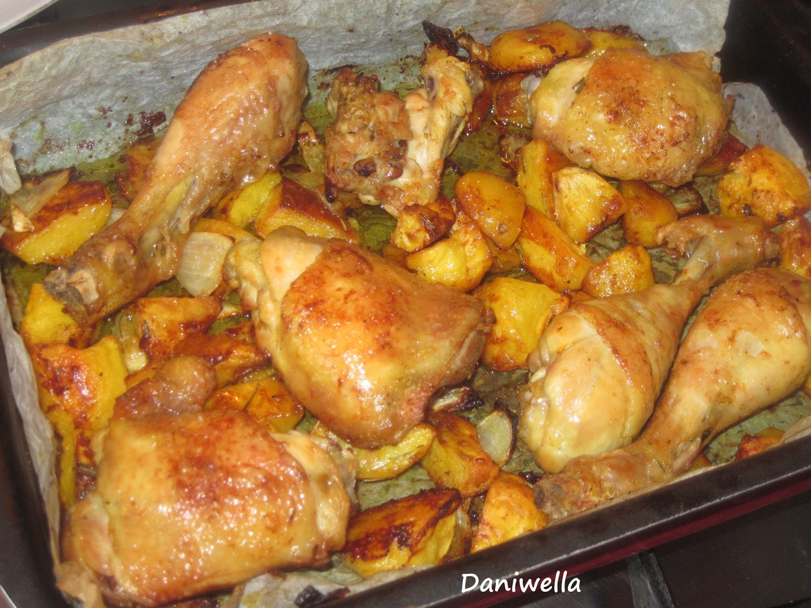 POLLO AL FORNO CON PATATE - RICETTA N° 219 | Daniwella Felicità e ...