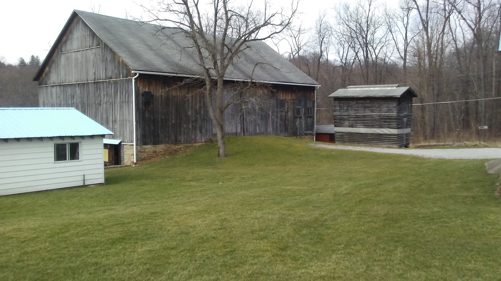 Valley Brook Farm: Corn Crib