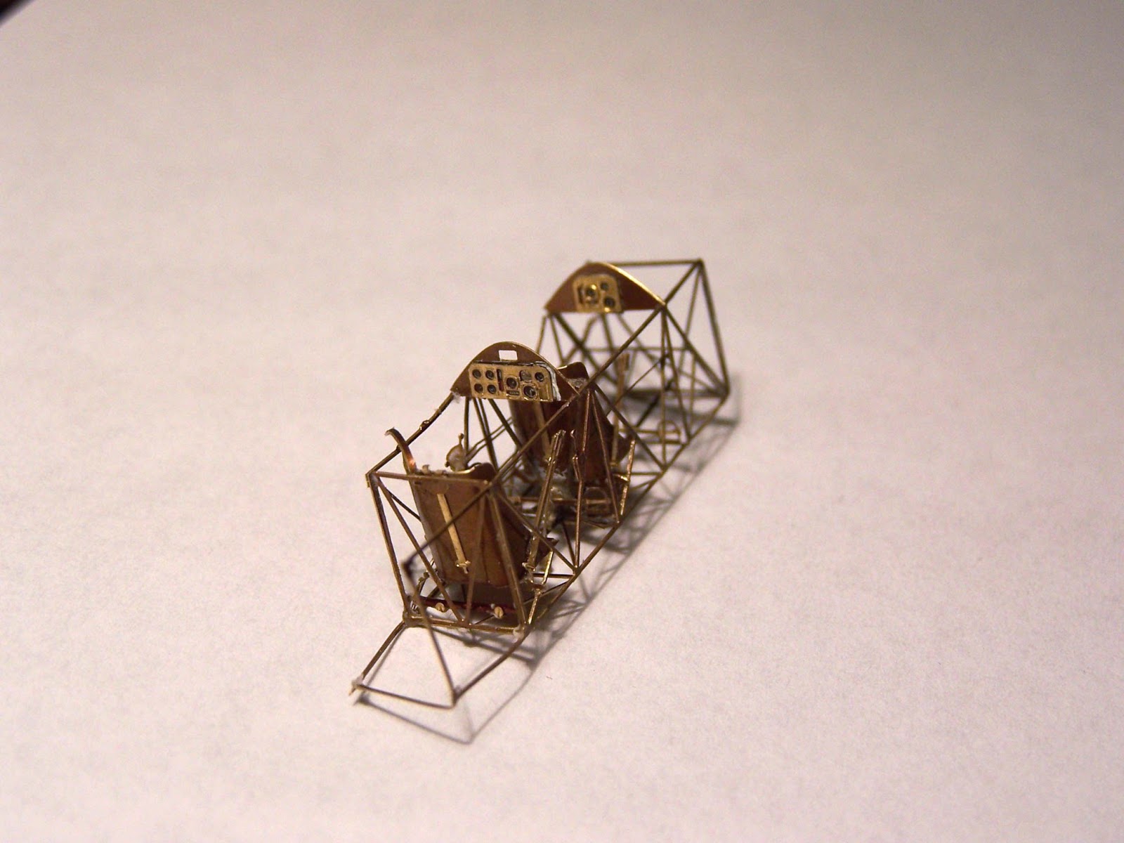 Modele z Szachownicą: PWS 16 bis (luty 2009, Lotnictwo II RP # 1)