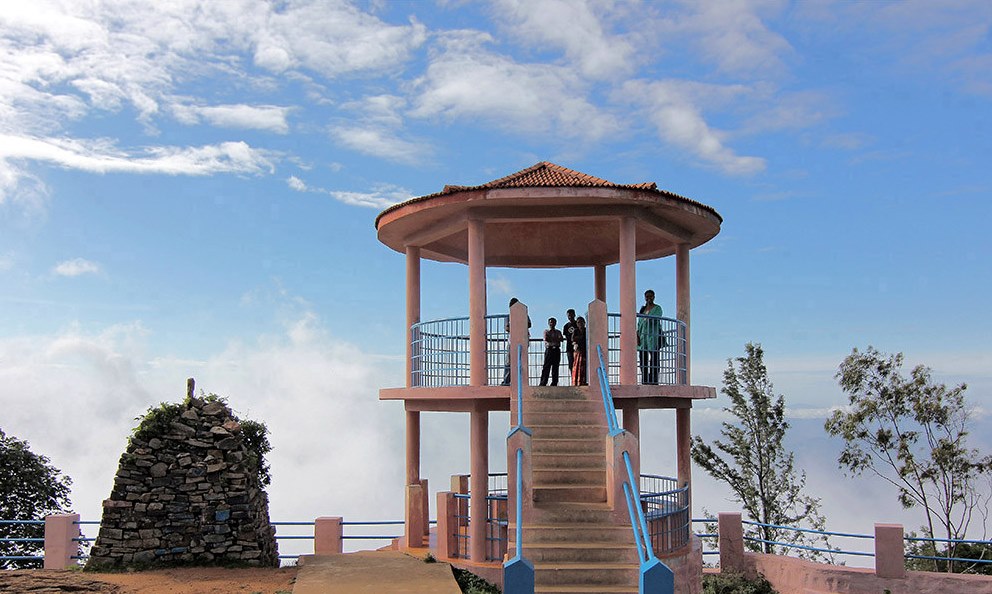 Tamilnadu Tourism: Pagoda Point (Pyramid Point), Yercaud
