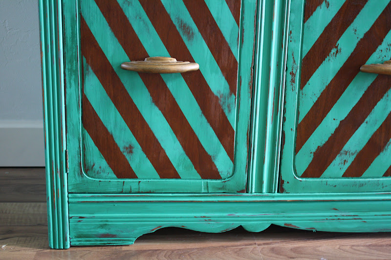 The Turquoise Iris ~ Furniture & Art: EMERALD GREEN BUFFET