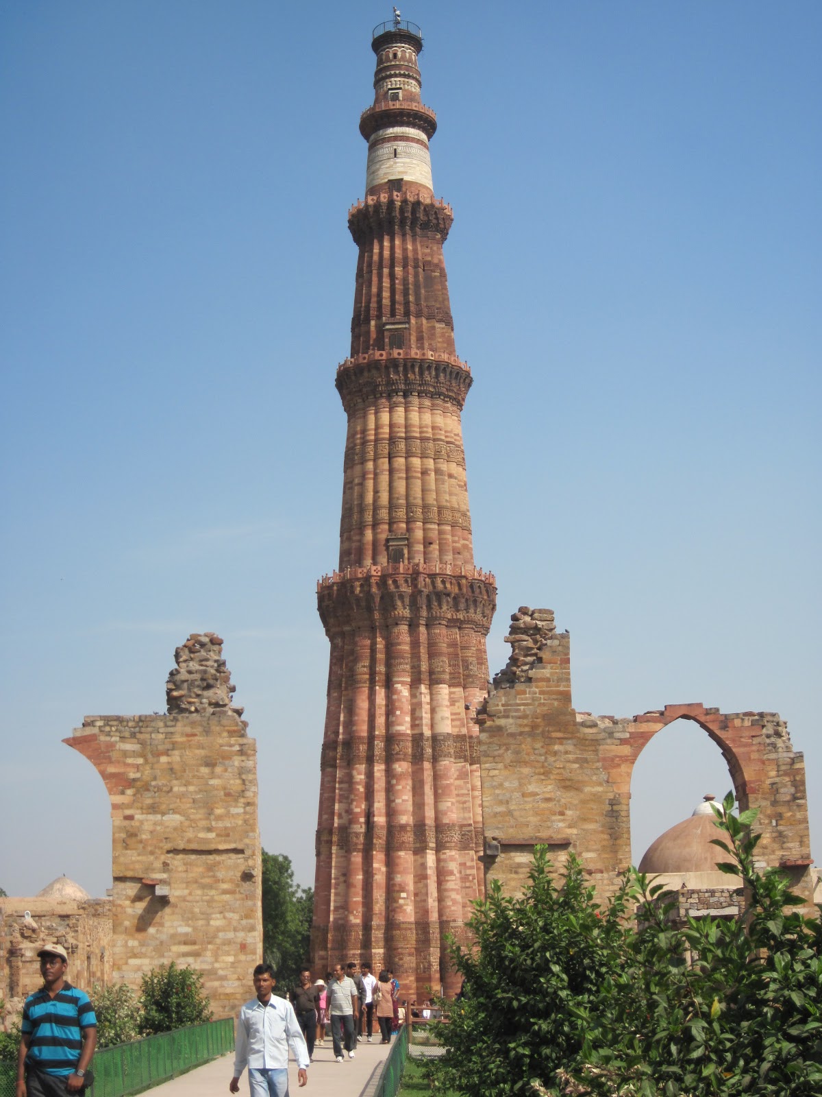 My small world :): Qutb Minar