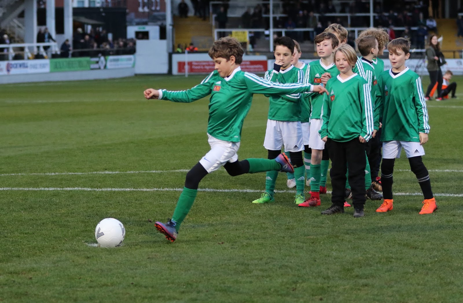 Bulls News: Around Edgar Street