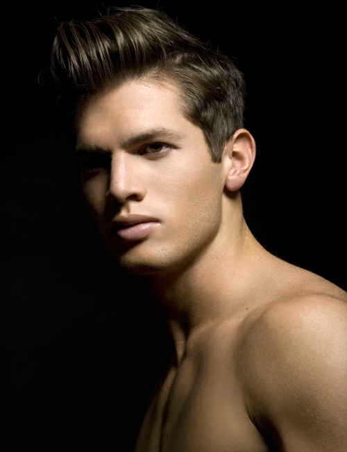 L'Homme du Jour: KYLE LEDEBOER