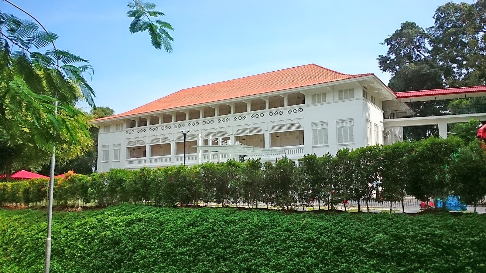 my photography: Out biking at Hendon Road