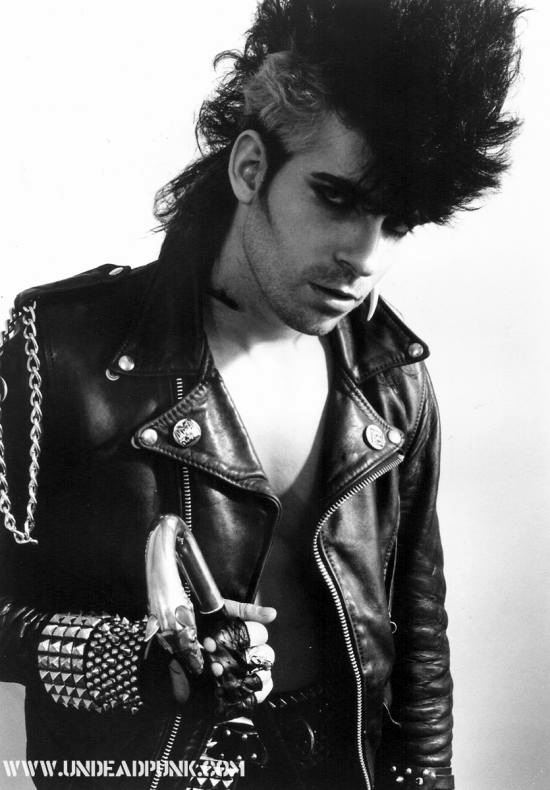 UHP Interview with: Bobby Steele (The Undead, Ex-Misfits) ~ Universo ...